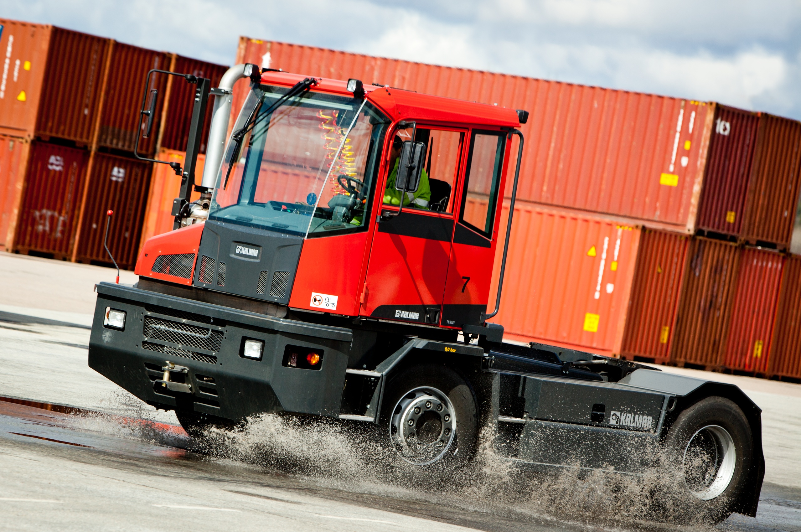 Kalmar to deliver new fleet of cargo-handling equipment to leading ...